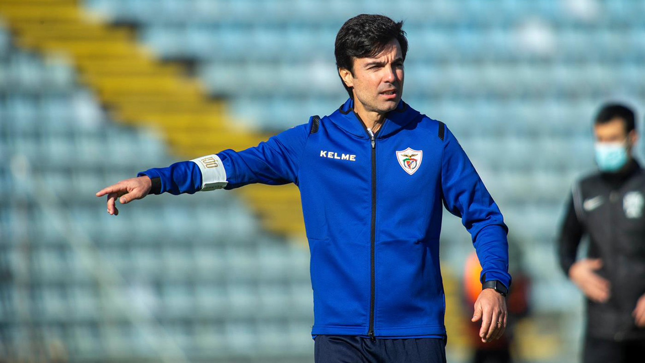 Mário Silva deixa comando técnico do Santa Clara