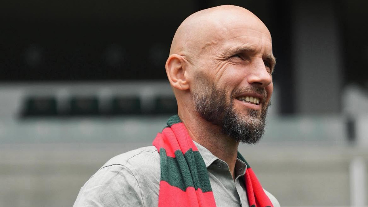 Mitchell van der Gaag assume o comando técnico do Marítimo